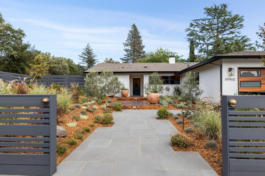 Stunningly Updated 1950s Ranch House in Sonoma Asks $2.45 Million ...
